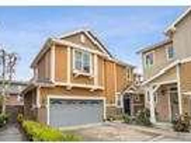 3 Bedroom 3 Bath In Tustin CA 92782