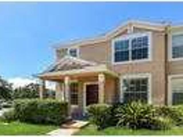 3 Bedroom 3 Bath In Tampa Florida 33610