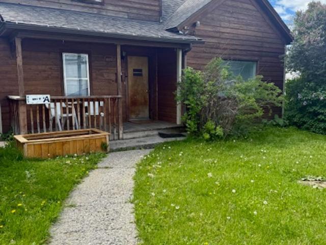 3 Bedroom, 1 Bath Apartment for Rent Close to MSU Pets Friendly