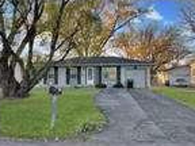 3 Bedroom 1 Bath In McHenry IL 60050