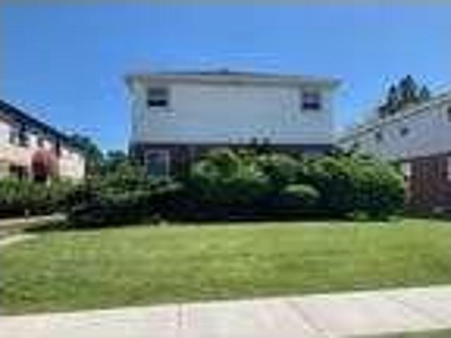 3 Bedroom 1 Bath In Milwaukee WI 53221