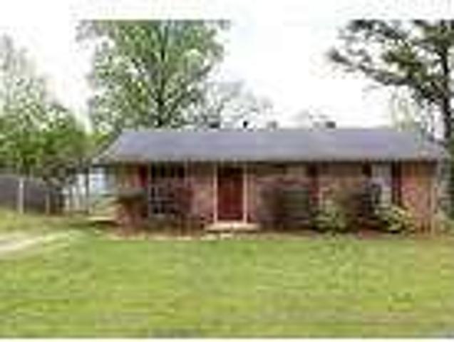 3 Bedroom 1 Bath In Adamsville Alabama 35005