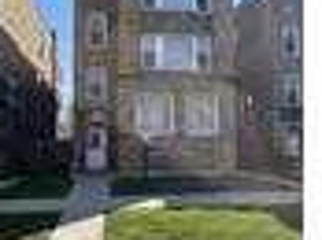 3 Bedroom 1 Bath In Chicago IL 60619
