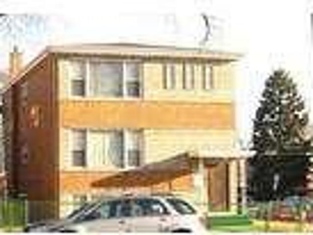 3 Bedroom 1 Bath In Chicago IL 60643