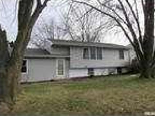 3 Bedroom 1 Bath In Davenport IA 52806