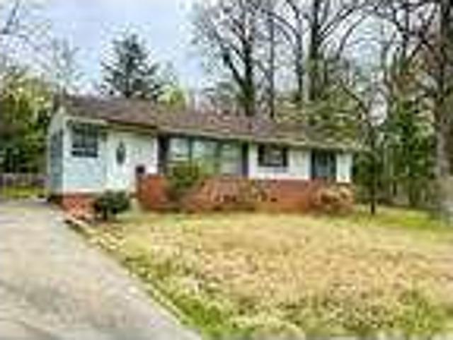 3 Bedroom 1 Bath In Greensboro NC 27408