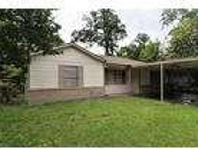 3 Bedroom 1 Bath In Houston TX 77028