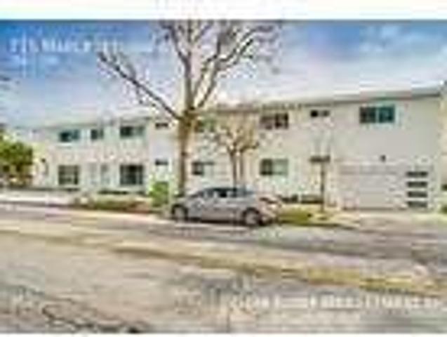 3 Bedroom 1 Bath In Inglewood CA 90302