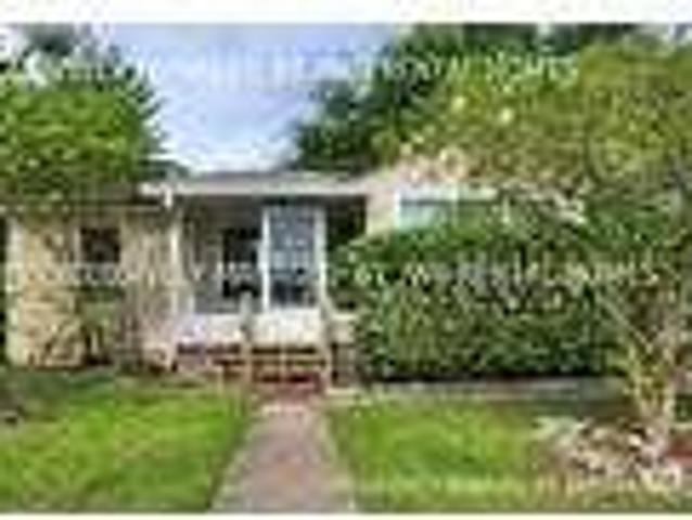 3 Bedroom 1 Bath In Jacksonville FL 32208