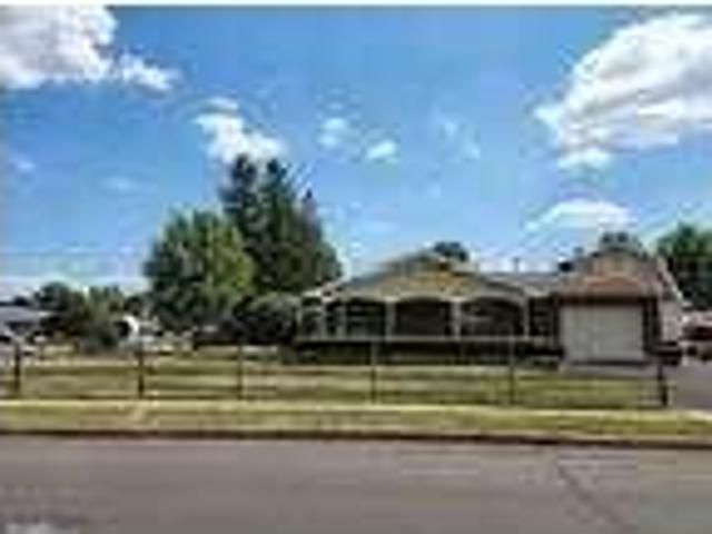 3 Bedroom 1 Bath In Levittown Pennsylvania 19055