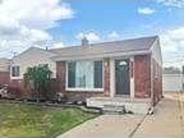 3 Bedroom 1 Bath In Roseville Michigan 48066
