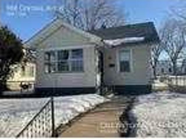 3 Bedroom 1 Bath In Saint Paul MN 55104
