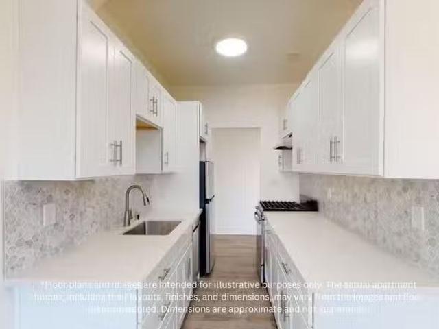 3 Bedroom 1 Bathroom 2410 Dwight Way