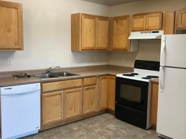 3 Bedroom, 1 Bathroom Unit in an 8 Plex