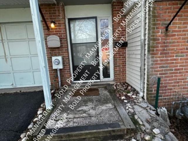 3 Bedroom 2.5 Bath with Central Air