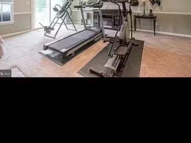 3 Bedroom 2.5 Bathroom Newer Townhouse In Gloucester Township.