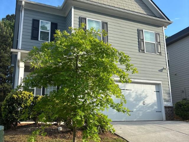 3 bedroom, 2.5 bathroom single family home. Available Now!