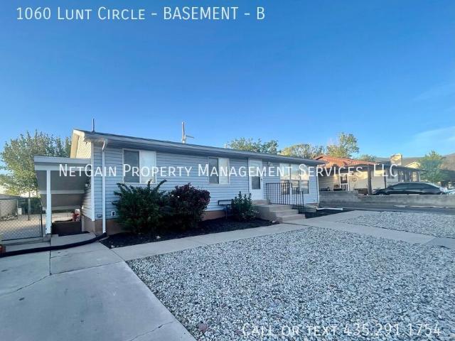 3 bedroom, 1 bath Newly Renovated Basement Apartment
