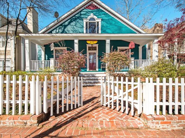 3 Bedroom 2 bath Center Hall Bungalow directly across from Grant Park