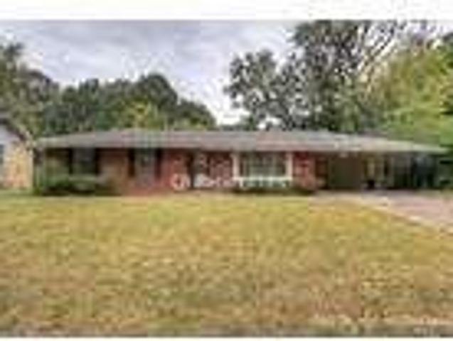 3 Bedroom 2 Bath In Memphis TN 38116
