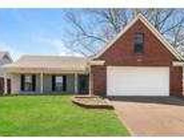 3 Bedroom 2 Bath In Memphis TN 38125