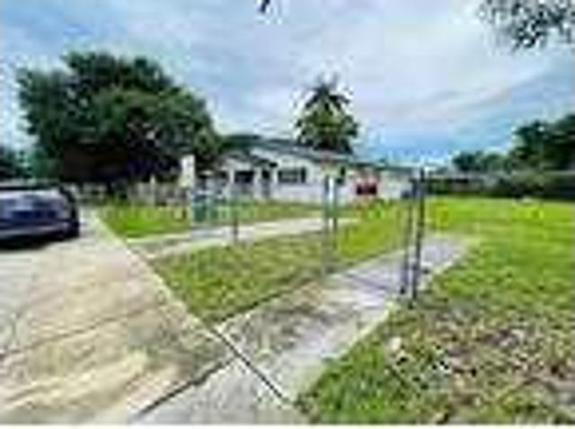 3 Bedroom 2 Bath In Miami Florida 33147