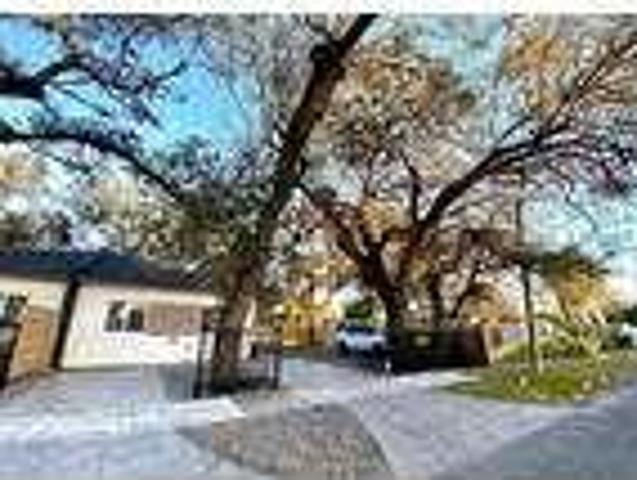 3 Bedroom 2 Bath In Miami Florida 33147