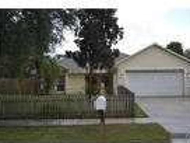 3 Bedroom 2 Bath In Minneola FL 34715
