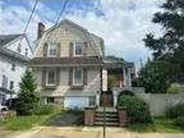3 Bedroom 2 Bath In New Rochelle NY 10801