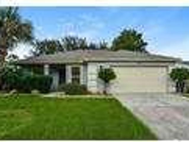 3 Bedroom 2 Bath In Orlando Florida 32826