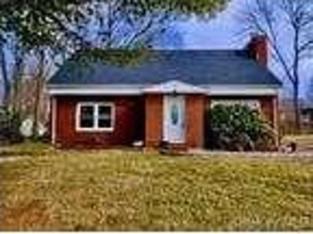 3 Bedroom 2 Bath In Carmel NY 10512