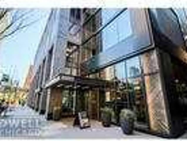 3 Bedroom 2 Bath In Chicago IL 60654