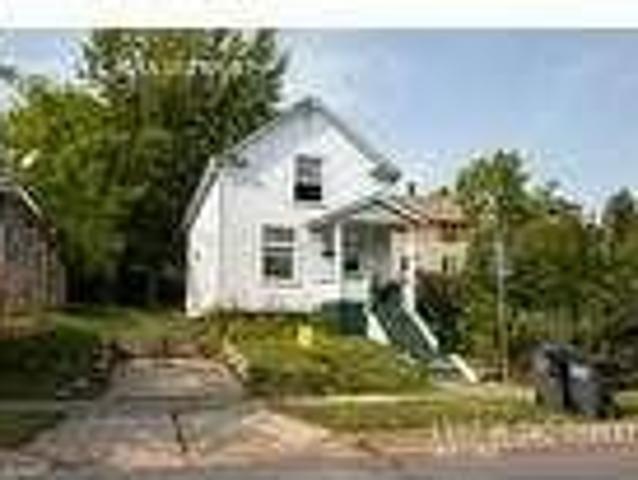 3 Bedroom 2 Bath In Duluth MN 55806