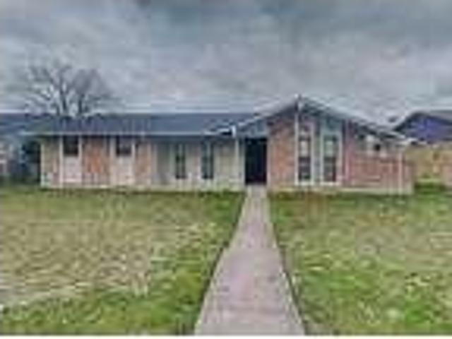 3 Bedroom 2 Bath In Dallas TX 75232