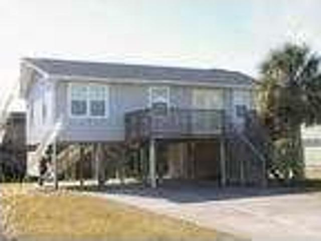 3 Bedroom 2 Bath In Emerald Isle North Carolina 28594