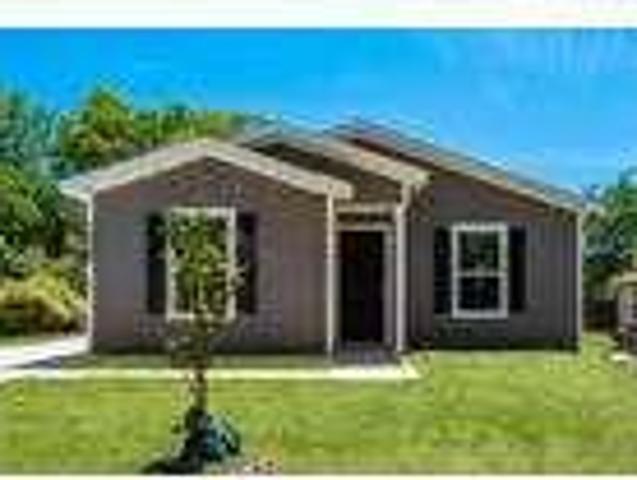 3 Bedroom 2 Bath In Fort Worth Texas 76104