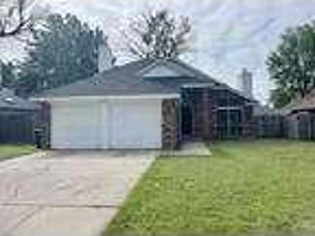3 Bedroom 2 Bath In Fort Worth TX 76123