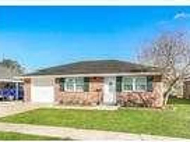 3 Bedroom 2 Bath In Gretna LA 70056