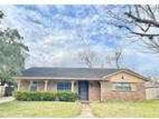 3 Bedroom 2 Bath In Houston Texas 77089