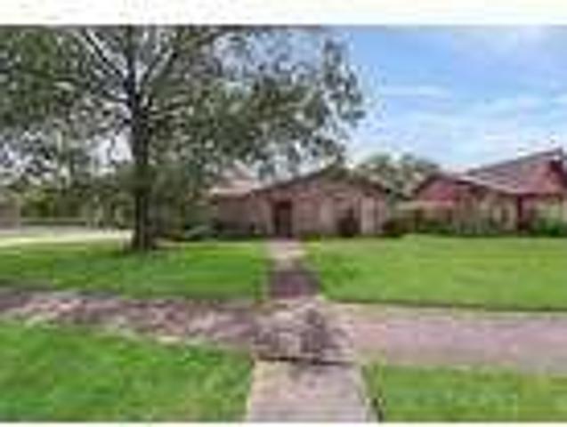 3 Bedroom 2 Bath In Houston TX 77078