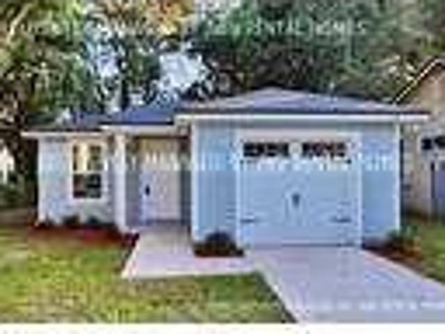 3 Bedroom 2 Bath In Jacksonville FL 32208