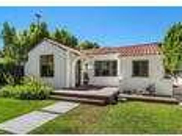 3 Bedroom 2 Bath In Los Angeles California 90048