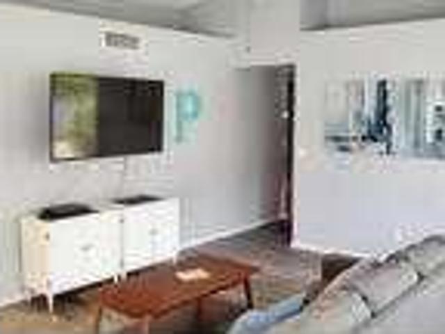 3 Bedroom 2 Bath In Phoenix Arizona 85024