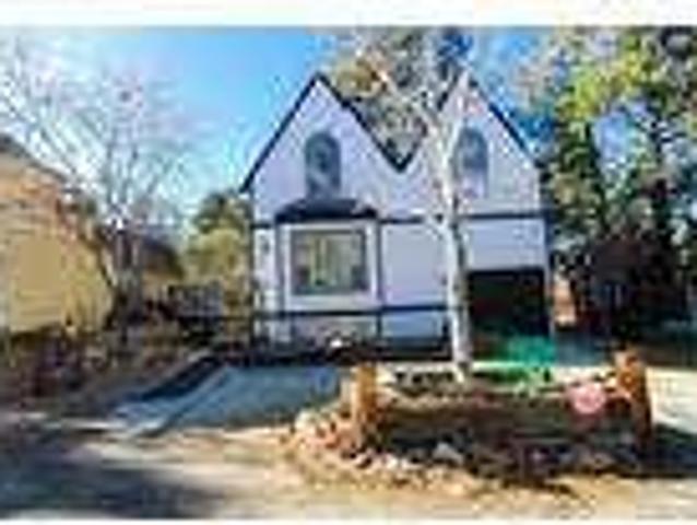 3 Bedroom 2 Bath In Sugarloaf CA 92386