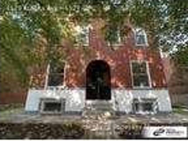 3 Bedroom 2 Bath In Saint Louis MO 63111