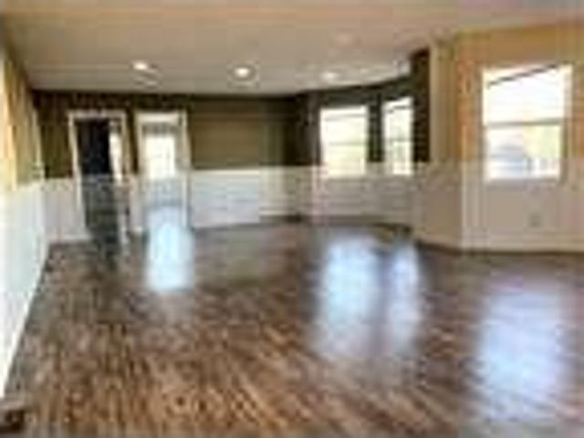 3 Bedroom 2 Bath In San Francisco CA 94112