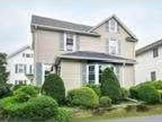 3 Bedroom 2 Bath In Sea Cliff New York 11579