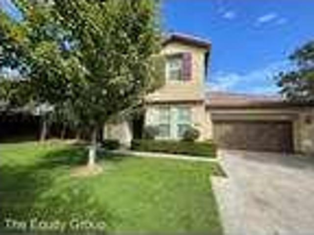 3 Bedroom 2 Bath In Visalia CA 93291