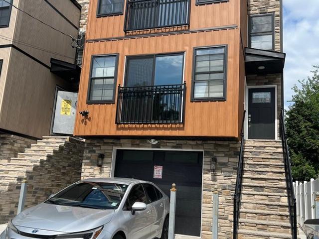 3 bedroom, 2 baths for rent Newark, NJ