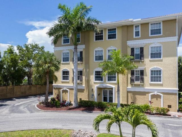 3 bedroom 2 bathroom Vacation Rental